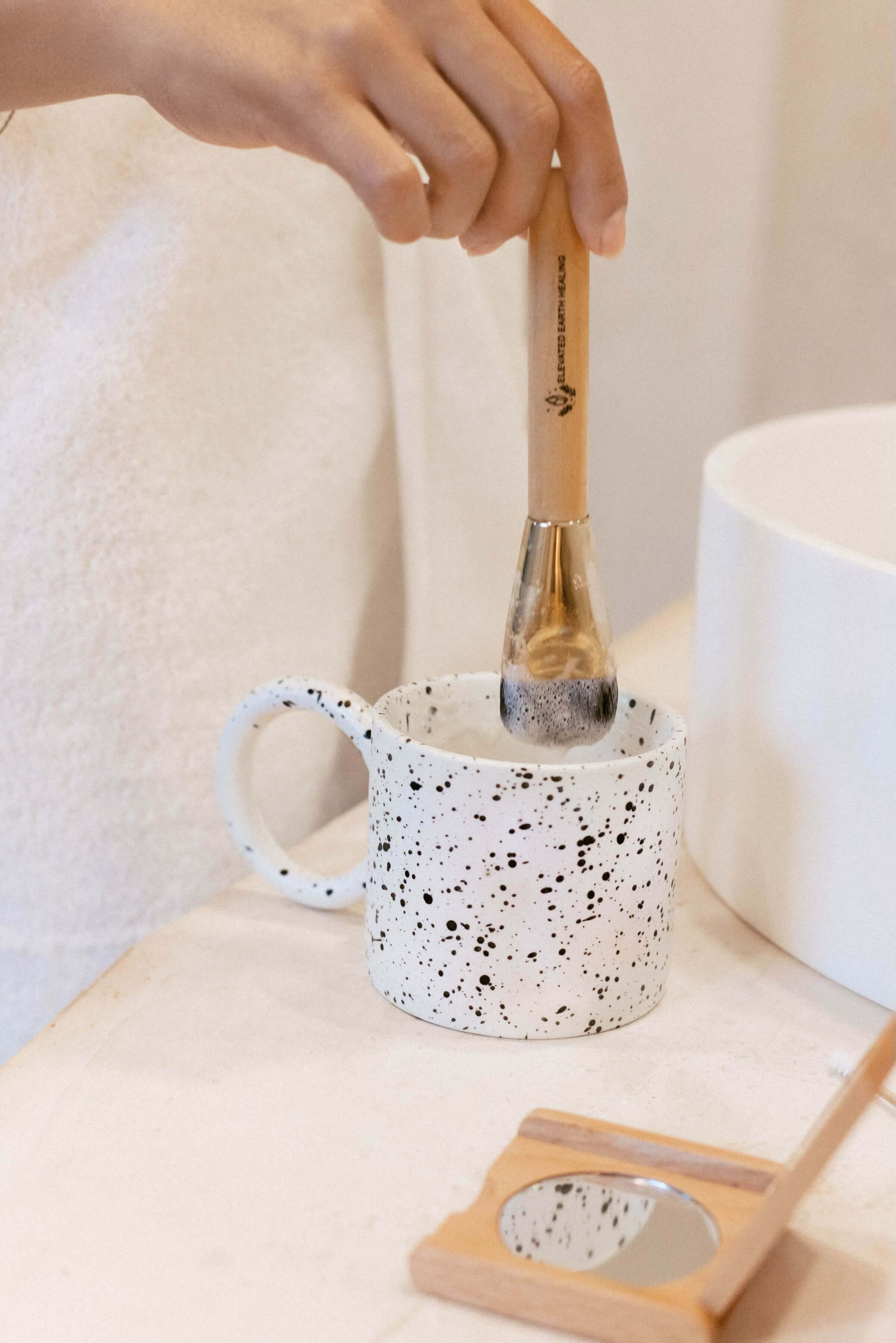 Reusable Bamboo Applicator Brush | Elevated Earth